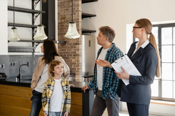 Your Smart Checklist for Managing a Condo or Strata Community